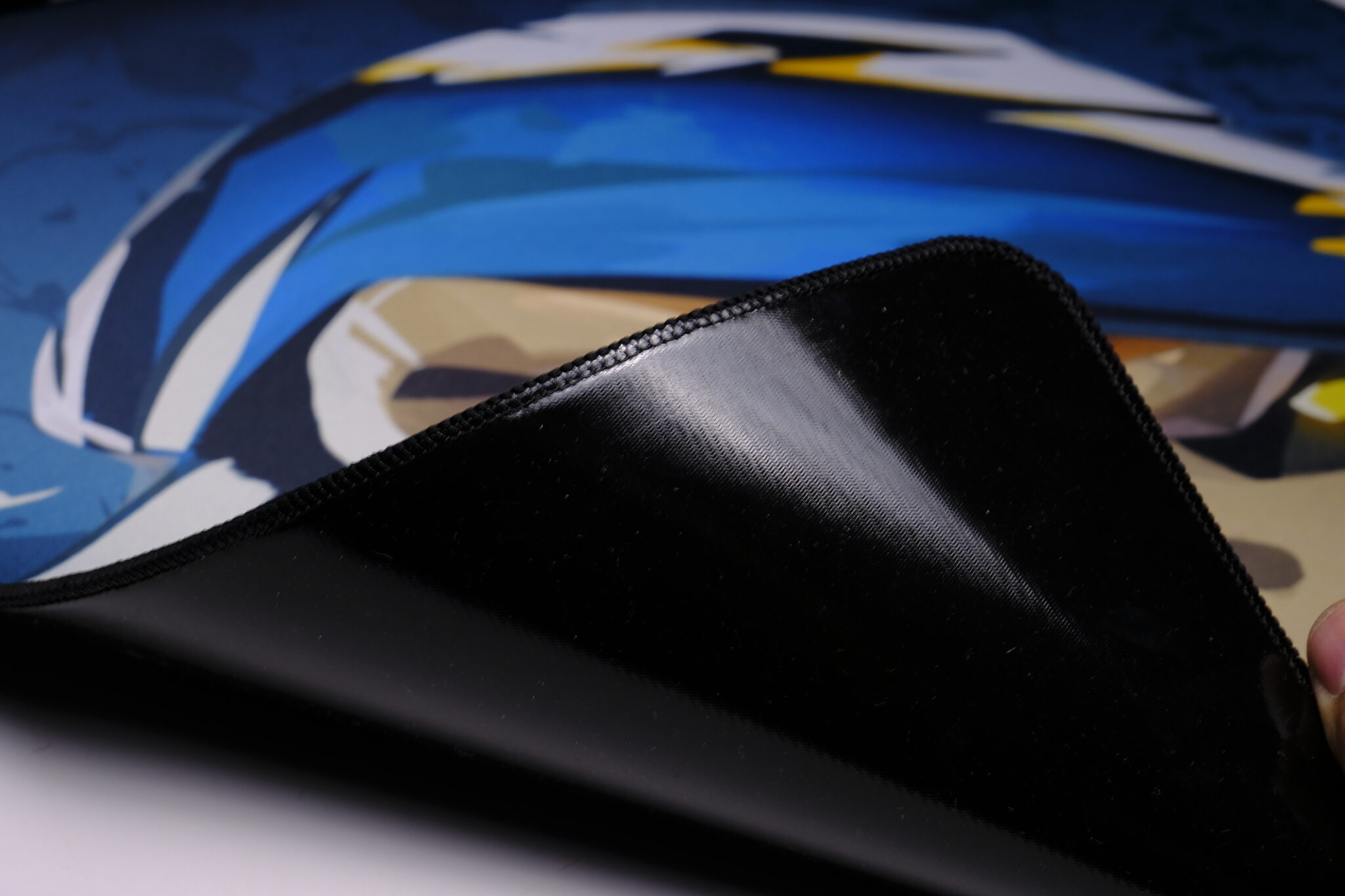 ERRENNIR x NachoCustomz コラボ Gecko ゲーミングマウスパッド | HID-Labs OnlineShop